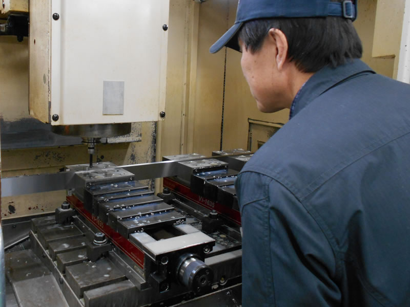 Machining Department | About our business | J-Support